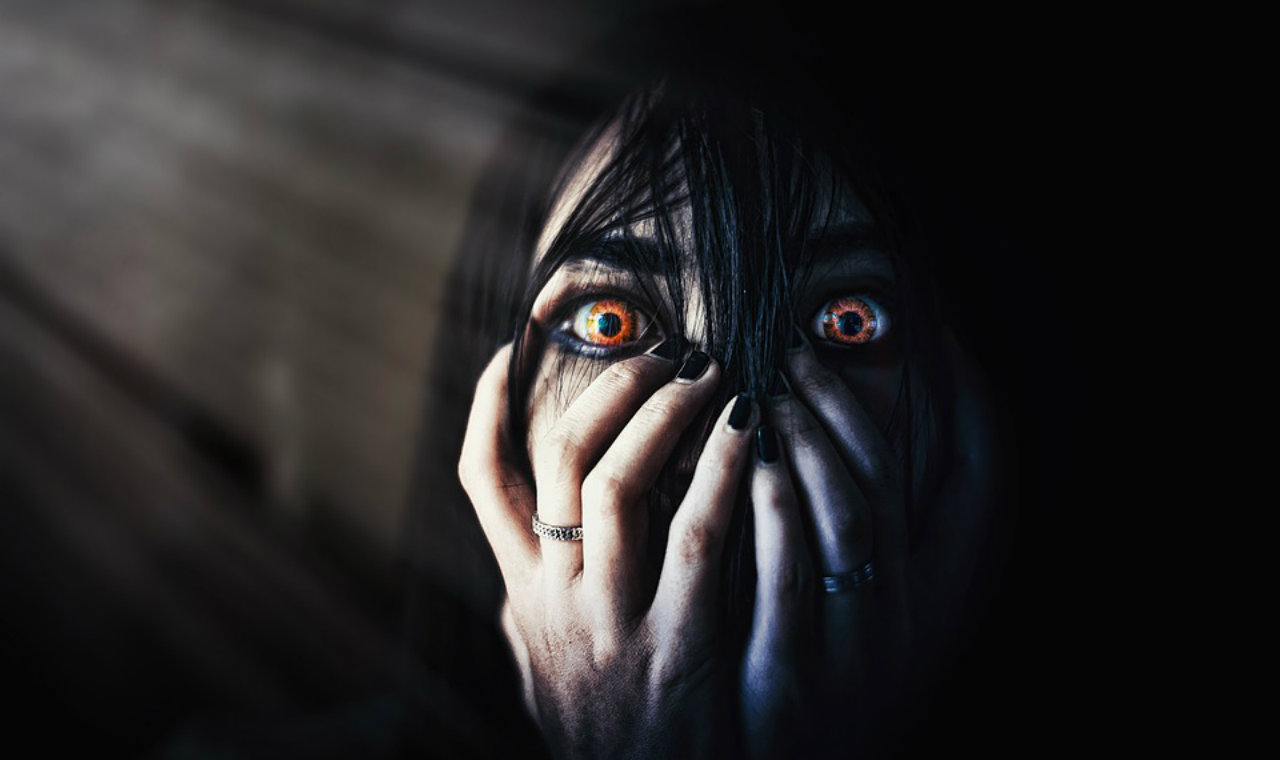 11 Signs That You’re Dealing With A Truly Evil Person - WhatzViral